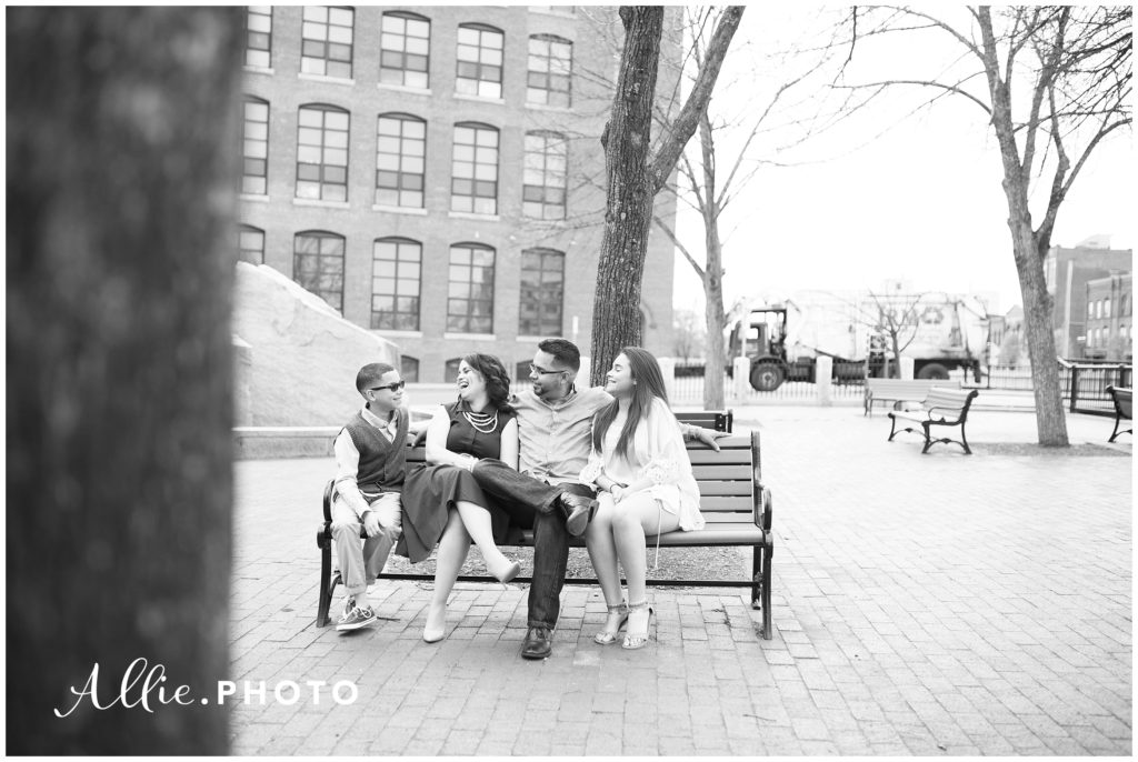 Rosa Family - Massachusetts Family Portraits - Allie.Photo