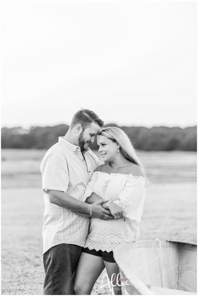 Taryn & Matt // Cape Cod Engagement Photos, Plymouth MA - Allie.Photo