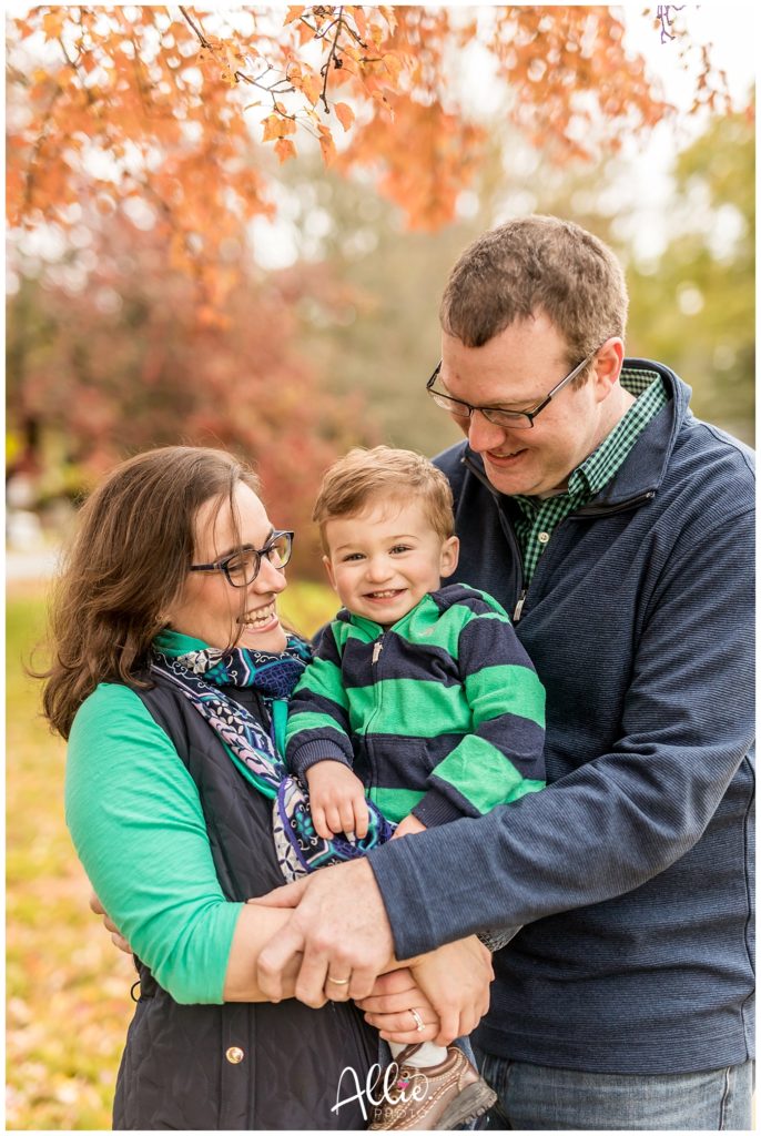 Fall Family Photos // Boston Area Family Photographer, Allie.Photo