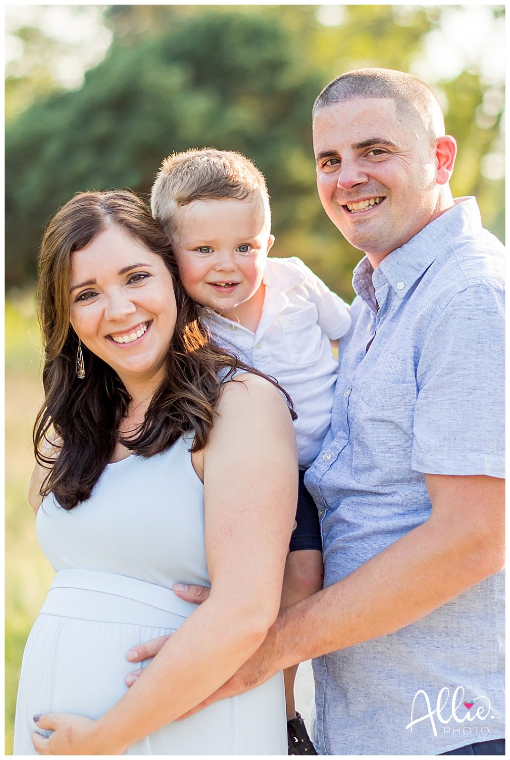 Maternity Photos with Big Brother - Allie.Photo Andover, Ma